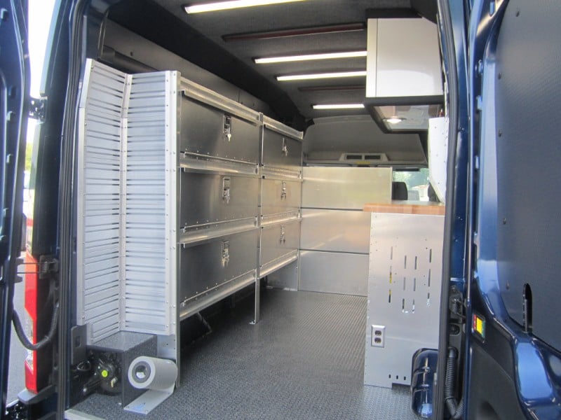 First Priority Emergency Vehicles: Vehicle Conversions: Mobile Command ...