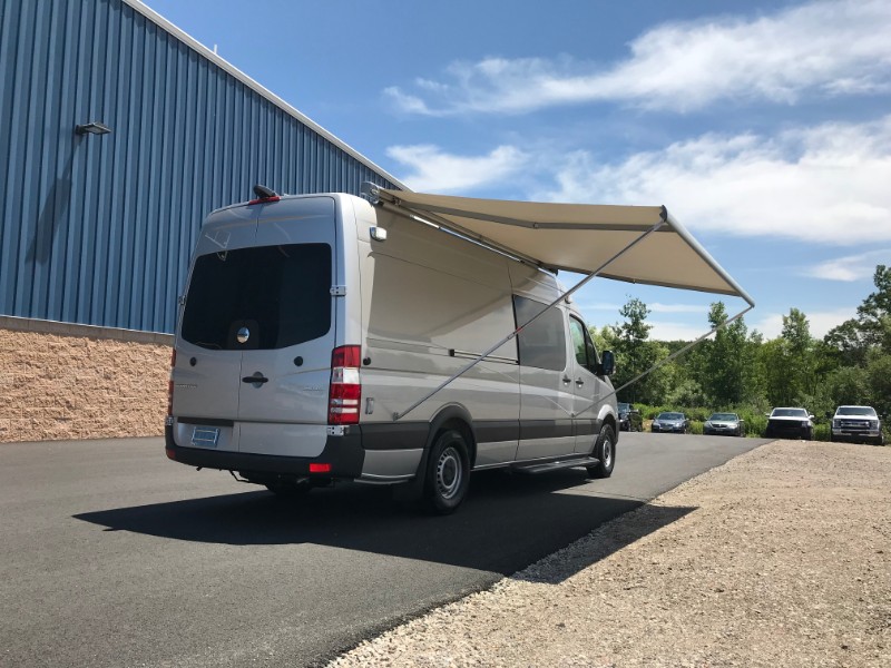 First Priority Emergency Vehicles: Vehicle Conversions: Mobile Command ...