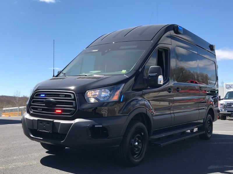 First Priority Emergency Vehicles: Vehicle Conversions: Mobile Command ...