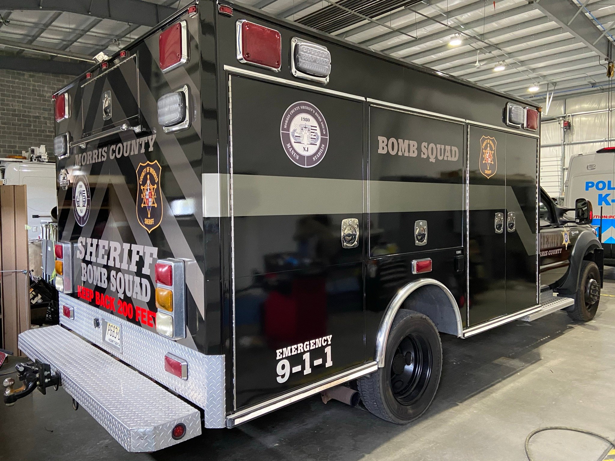First Priority Emergency Vehicles: Custom Vehicle Graphics